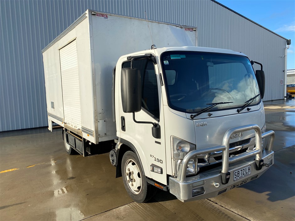 2015 Isuzu NQR 87 4 x 2 Pantech Truck Auction (0001-8017384) | Grays ...