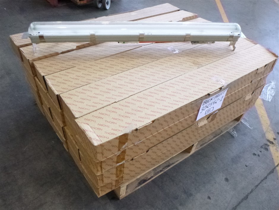 Qty 24 x Thorn Weather Force C 36W BI L840-96537878 Industrial Lighting ...