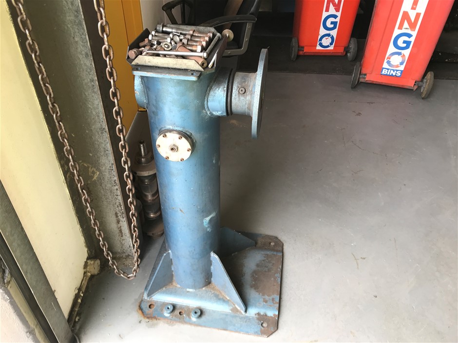 1x Samekab Fixed Engine Stand Auction (0034-3025730) | Grays Australia