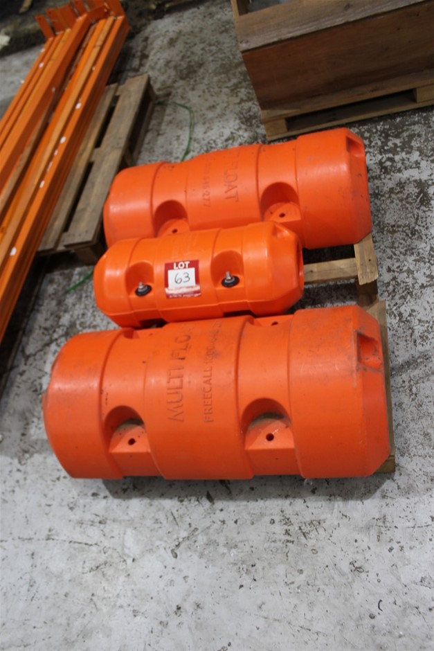 Multifloat Assorted Poly Pipe Floats Auction (0063-5052879) | Grays ...