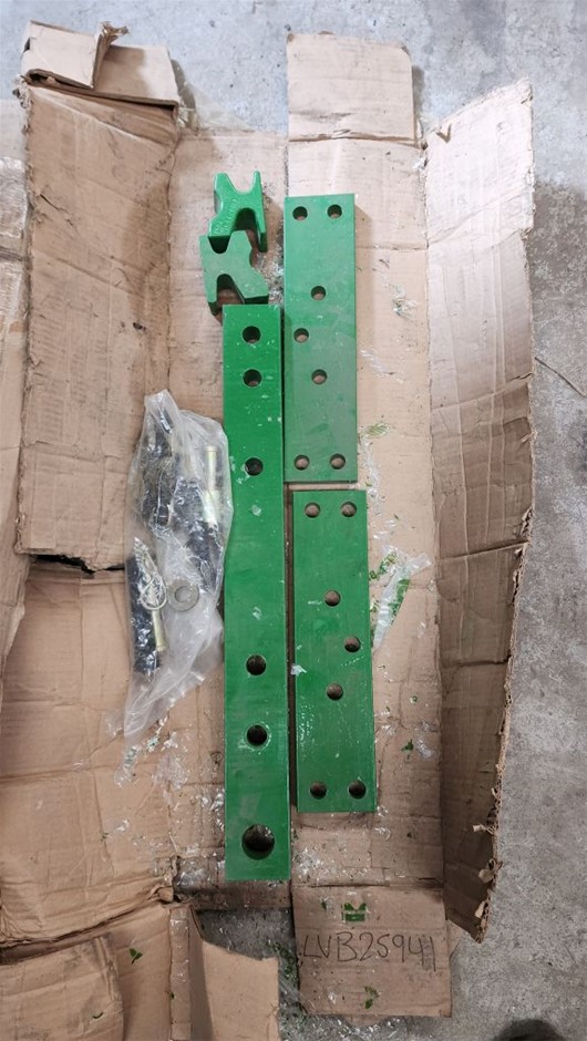 John Deere Drawbar Kit Auction (0113-5053313) | Grays Australia