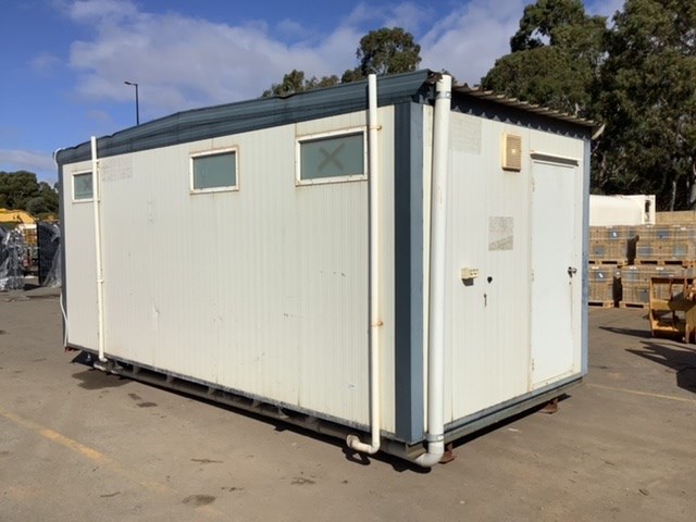 2010 Pigdon Portable’s Transportable Ablution Block Auction (0001 ...