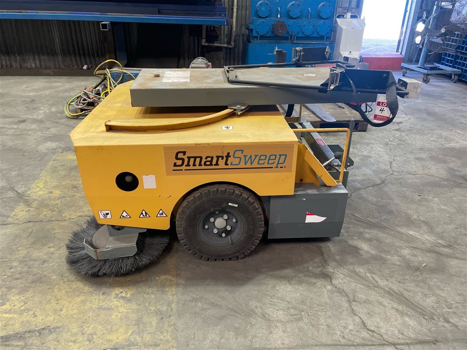 2018 SmartSweep 140TA2232 Forklift Floor Sweeper Attachment Auction ...