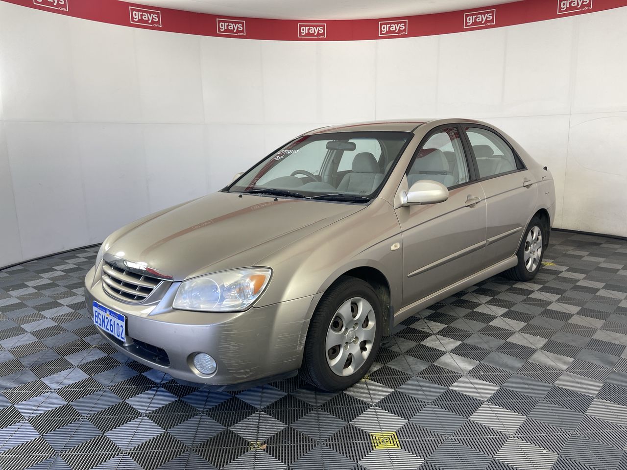 2005 Kia Cerato LD Manual Sedan Auction (0001-9043289) | Grays Australia