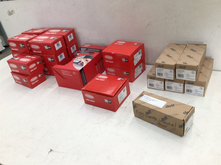 Quantity of Assorted Door Locks and Handles Auction (0006-3026251 ...