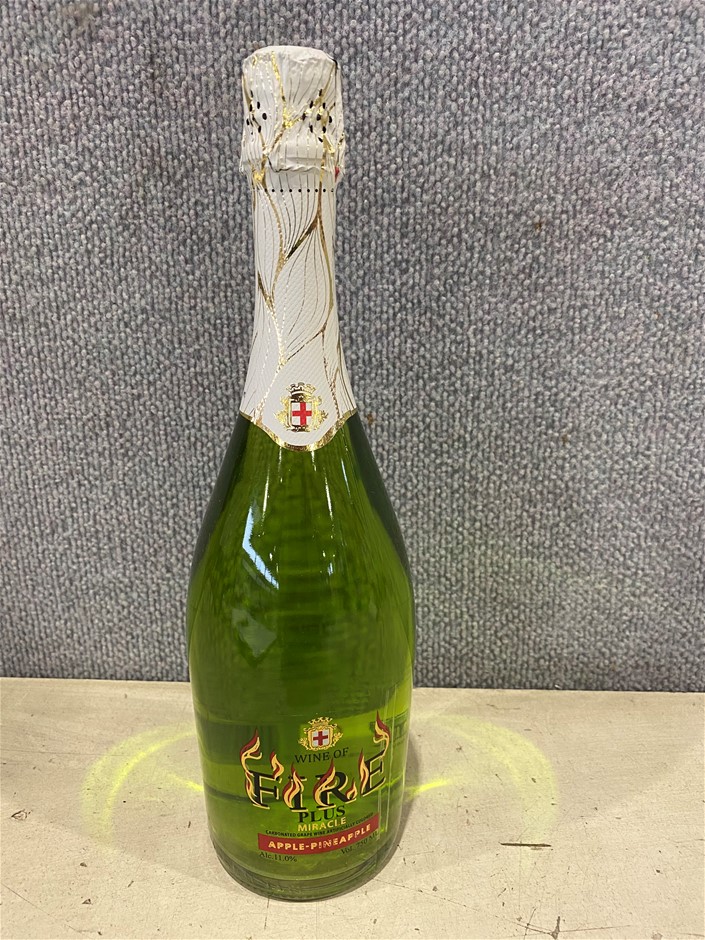 4 Cartons (24 Bottles) Wine Of Fire Volcano Citron & Apple-Pineapple ...