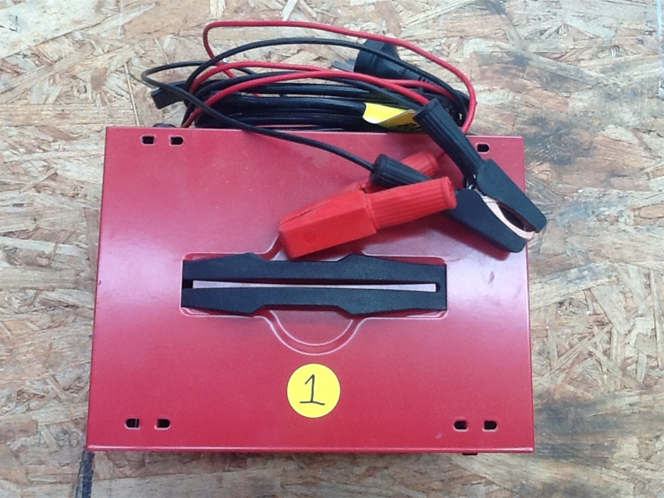 Repco Linear RBC40LS3 Battery Charger 4 AMP 12V Auction (0001-3026271 ...