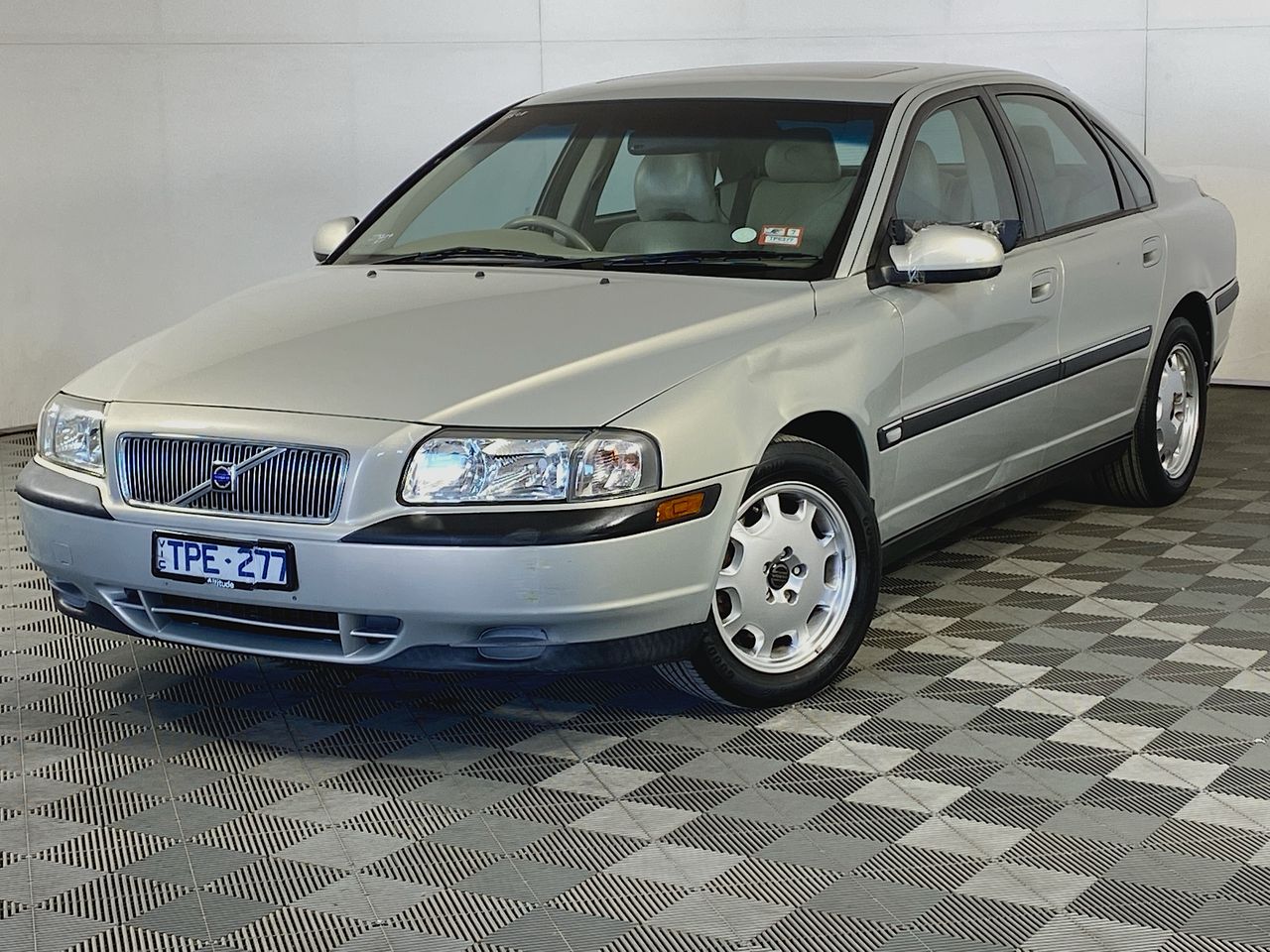 2001 Volvo S80 2.9 Automatic Sedan Auction (0001-21006647) | Grays ...