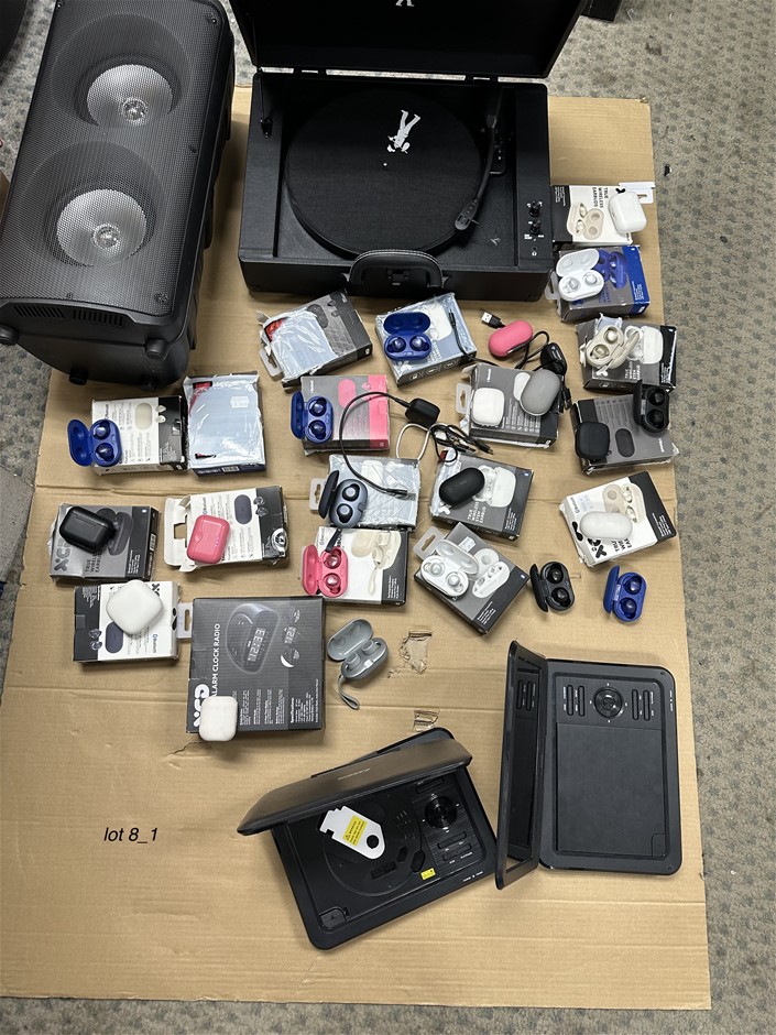 Box of Electronics Auction (0008-2554304) | Grays Australia