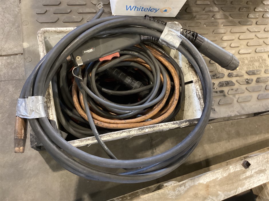 Parker Torchnology Mig Welding Gun And Various Welding Cables In Crate ...