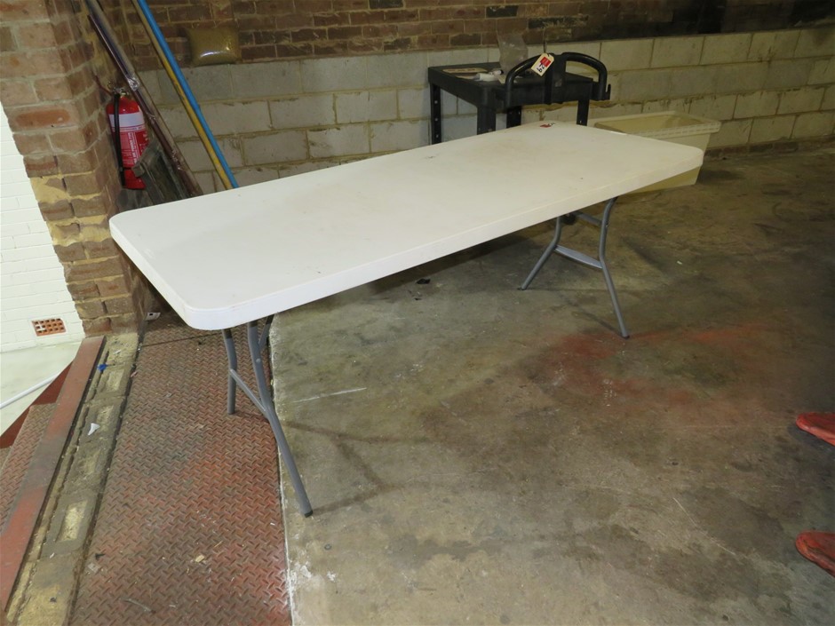 6x Folding Tables Auction (0041-5053666) | Grays Australia