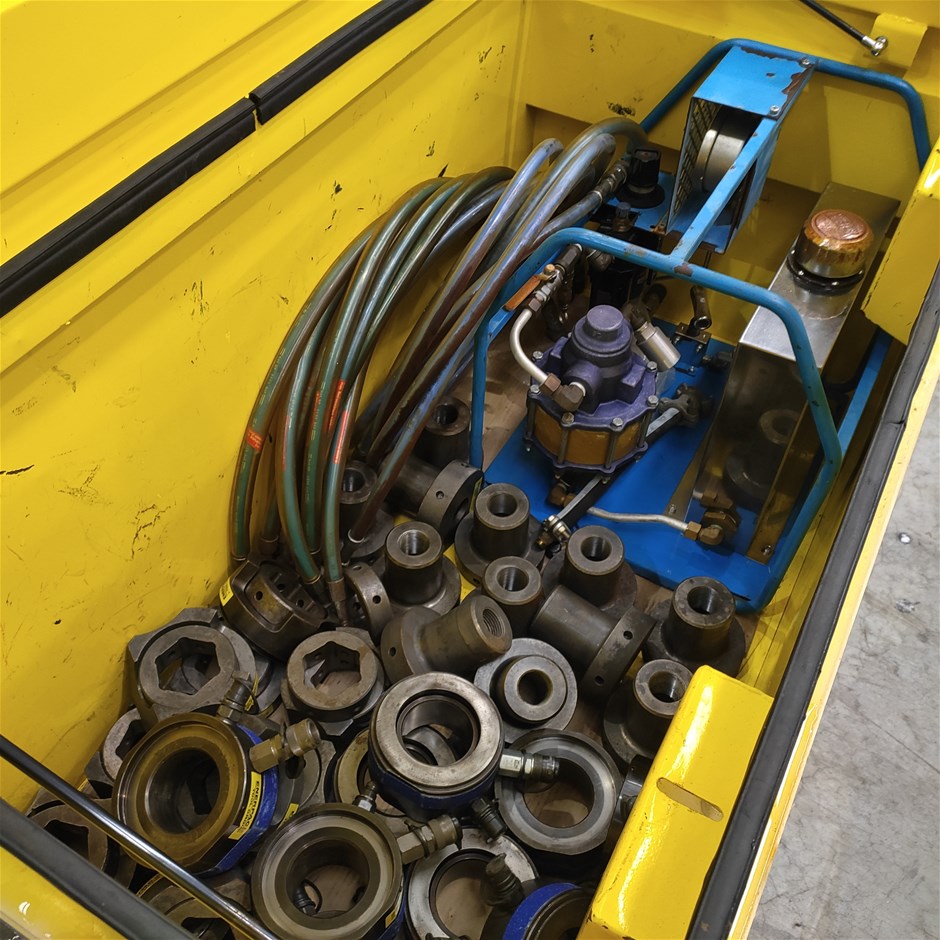 Enerpac Hydraulic Bolt Tensioners With Pump and Hoses Auction (0117 ...