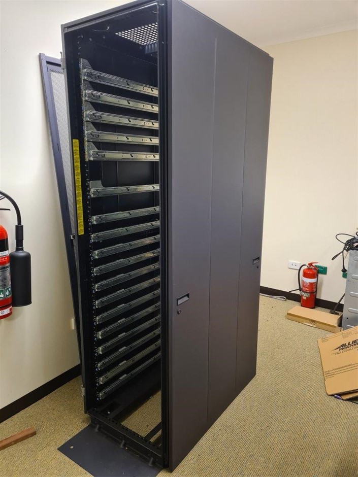 Dell Computer Rack / Cabinet Auction (0144-7046333) | Grays Australia