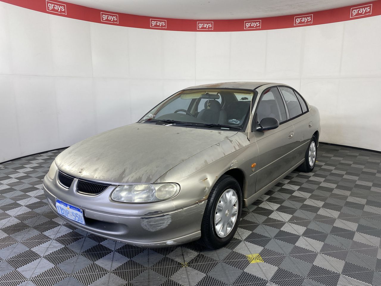 1999 Holden Commodore Executive VT Automatic Sedan Auction (0001 ...