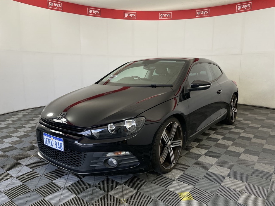 2010 VW Sirocco Manual 2 door Coupe (IMPORT) Auction (0001-9044329 ...