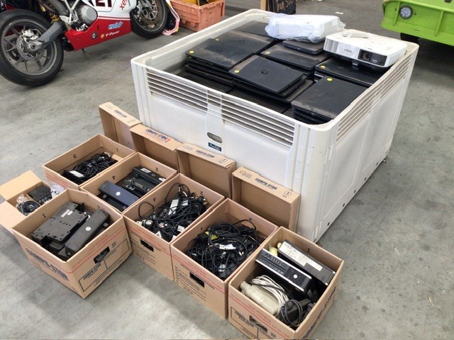 Large Quantity of Assorted Computer Equipment Auction (0150-9044069 ...
