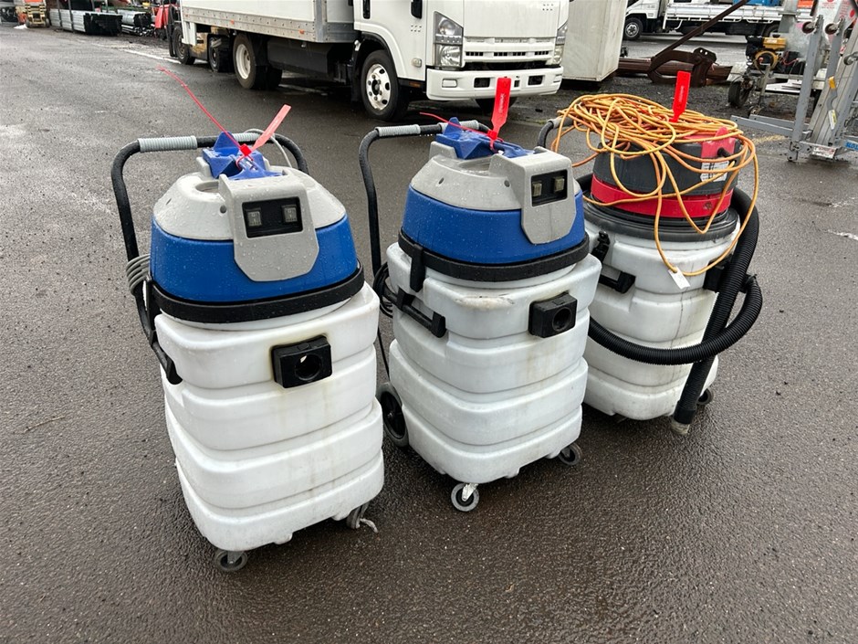 3 x CleanStar Wet & Dry Vacuum Cleaner Auction (0015-3026417) | Grays ...