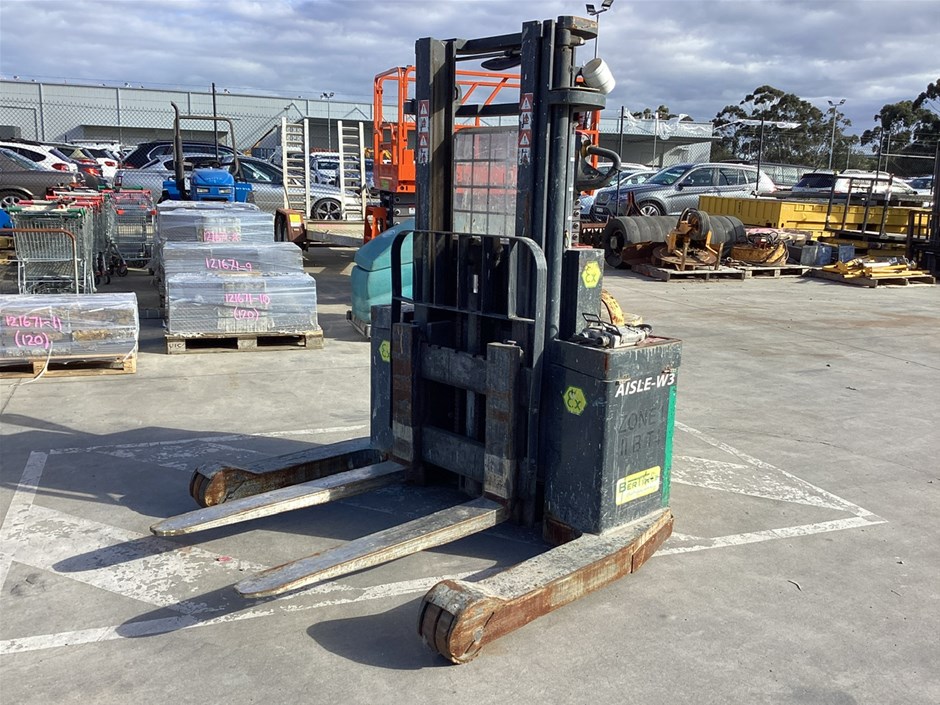 Combilift COMBI WS3000 Walkie Stacker Auction (0009-3026544) | Grays ...
