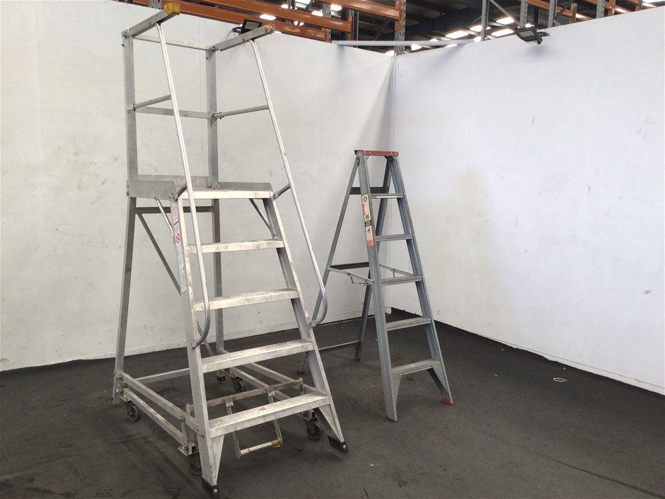 Bailey & Geelong Ladders Auction (0011-7047369) | Grays Australia