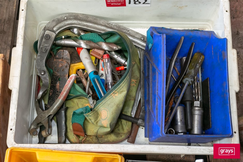 Assorted Engineering Workshop Hand Tools Auction (0182-5054016) | Grays ...