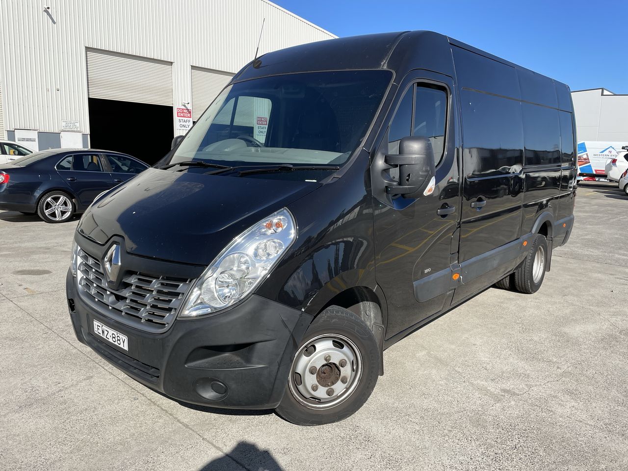 2015 Renault Master LWB Mid Roof Turbo Diesel Automatic Van Auction ...