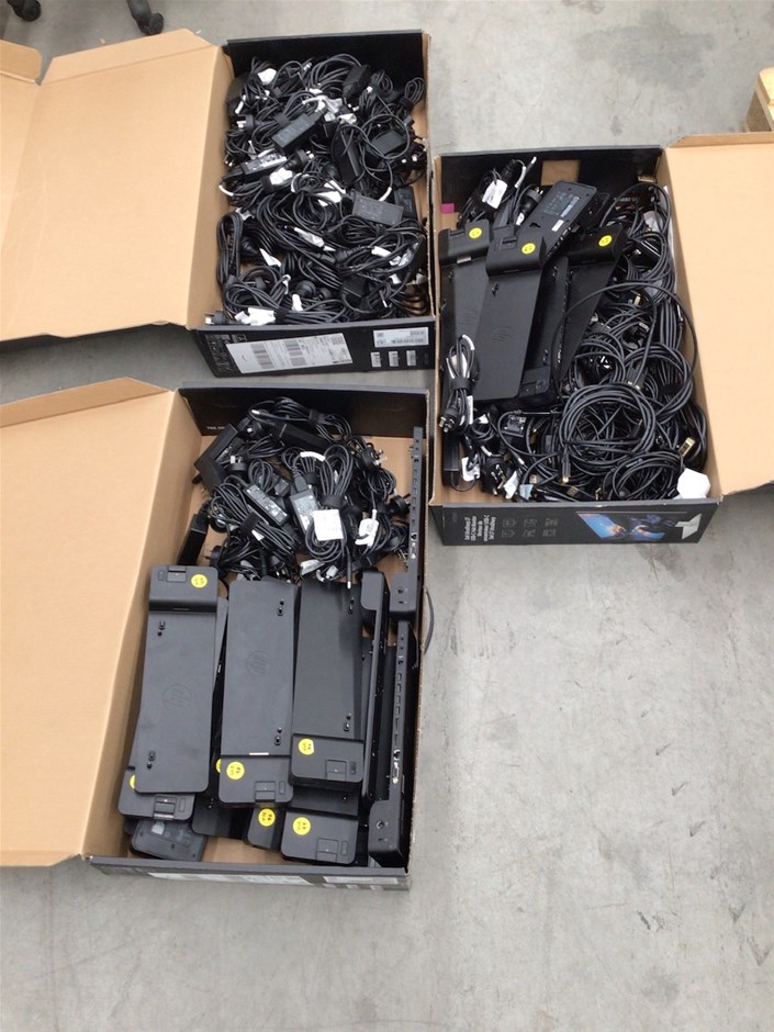 Quantity of Assorted Docking Stations, Display Cables and Adapters ...