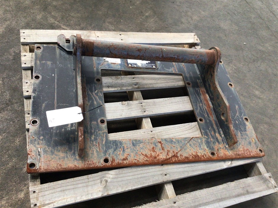 Telehandler backing plate to suit Manitou Auction (0320-5054631 ...