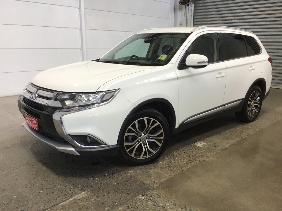 2016 Mitsubishi Outlander XLS 4WD ZK Turbo Diesel Automatic 7 Seats ...