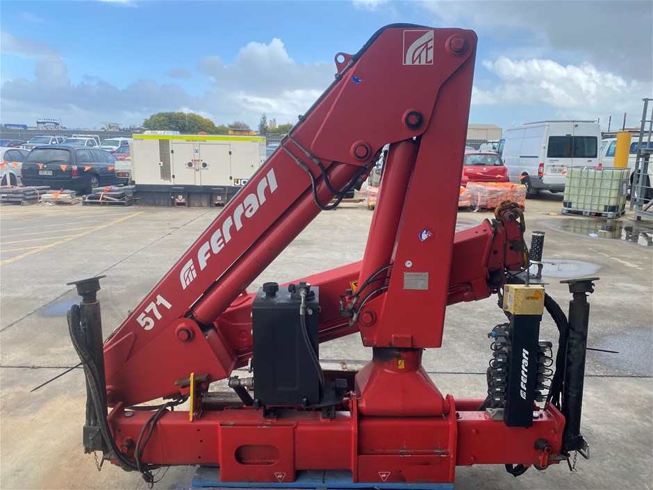 Ferrari 571 Truck Crane Auction (0013-8017758) | Grays Australia