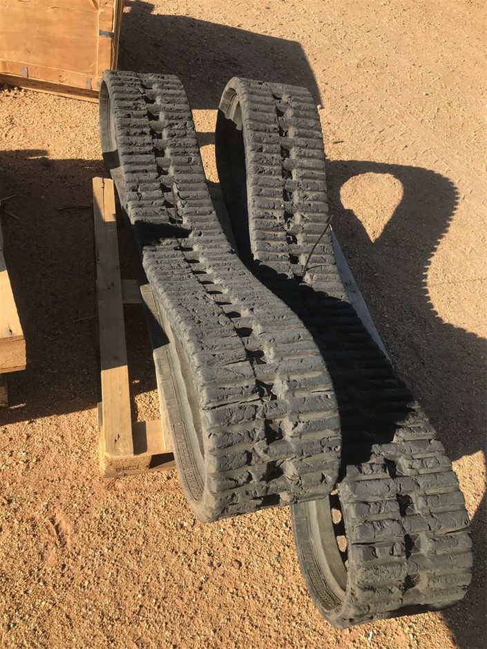 2x Used Skid Steer Tracks - To suit Bobcat T650SJC (Emerald) Auction ...