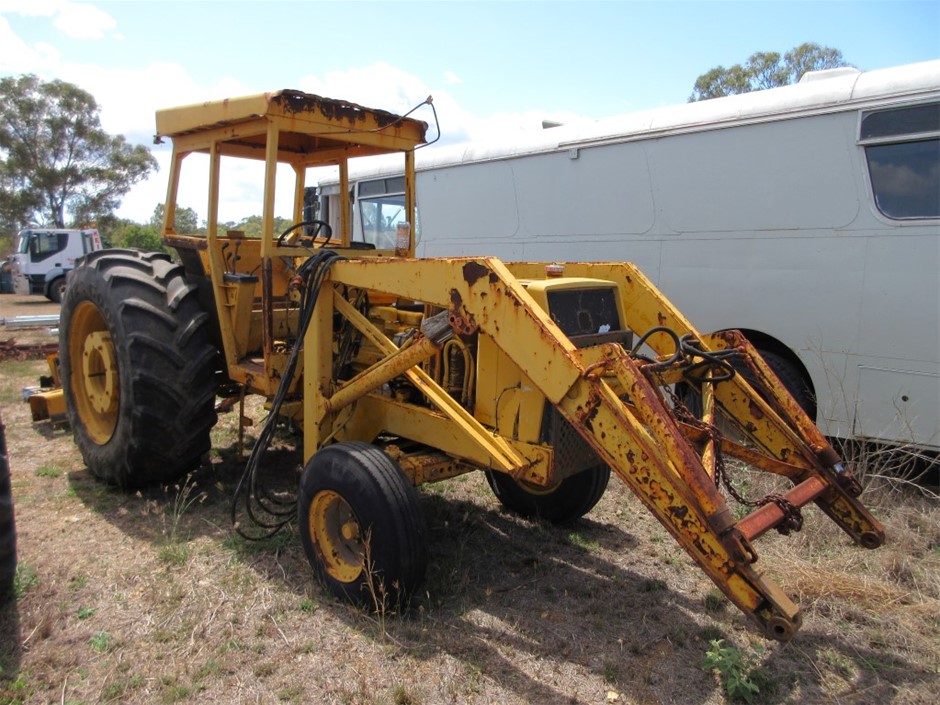 Chamberlain Tractor Auction (0014-7047638) | Grays Australia