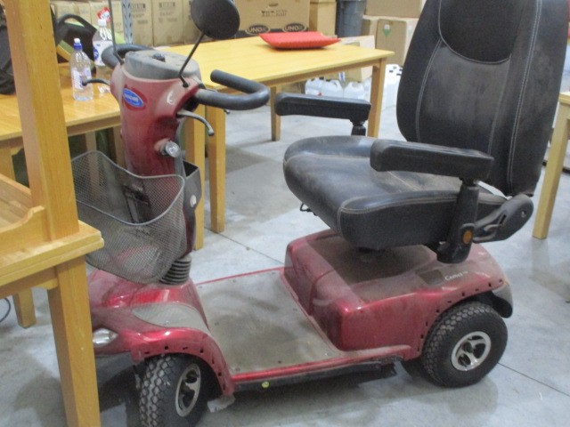 Invacare Comet HD Battery Motorised Scooter Auction (0018-3026961 ...