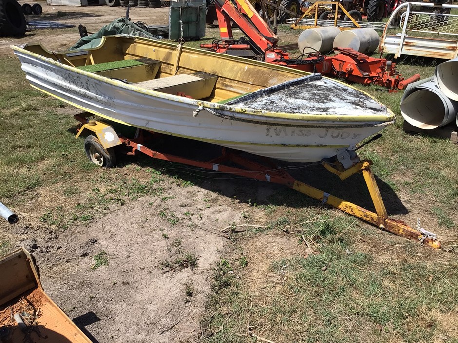 Quintrex Sportsman Boat / Trailer Auction (0048-7047522) | Grays Australia