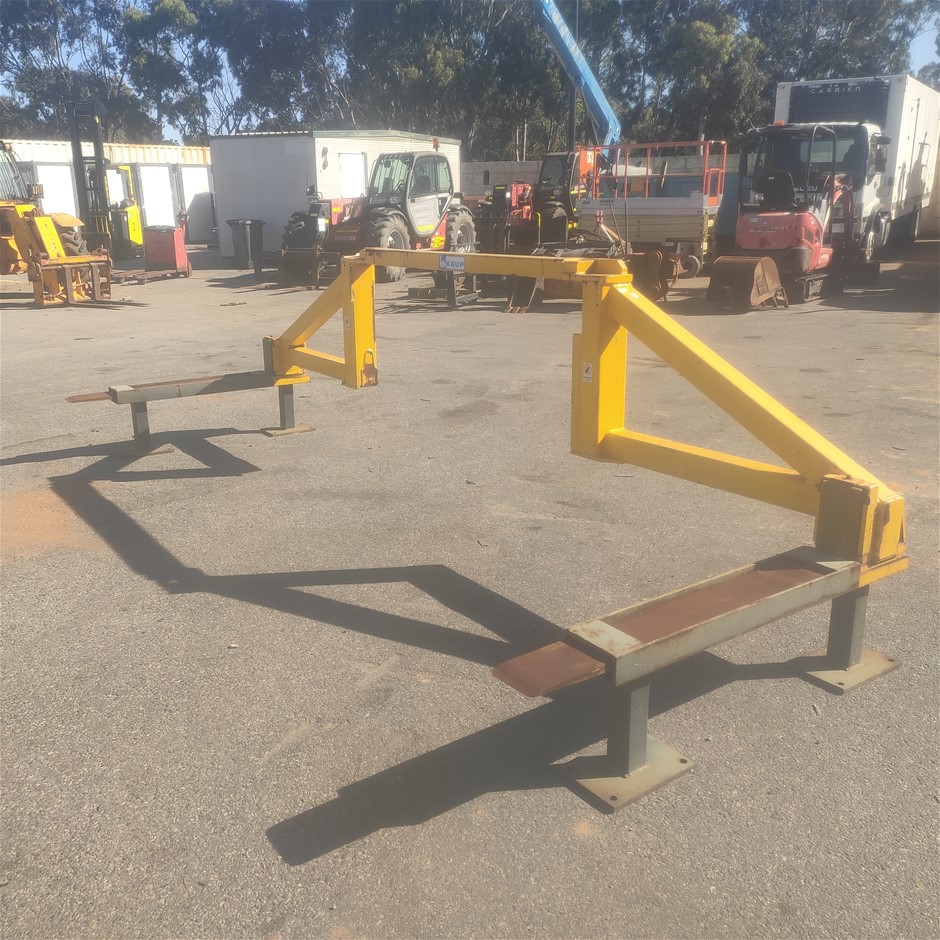 Kraup Forklift Spreader Auction (0018-9046360) | Grays Australia
