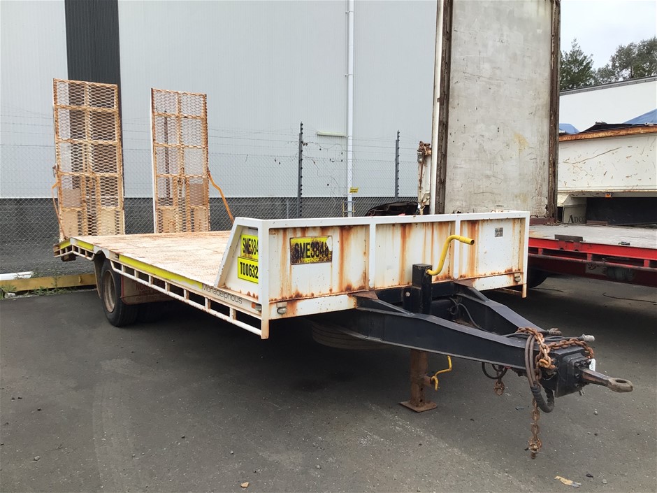 2012 Northeast Engineering Single Beavertail Trailer Auction (0002 ...