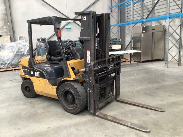 2014 CAT DP35NT Counterbalance Container Mast 3.5T Diesel Forklift ...