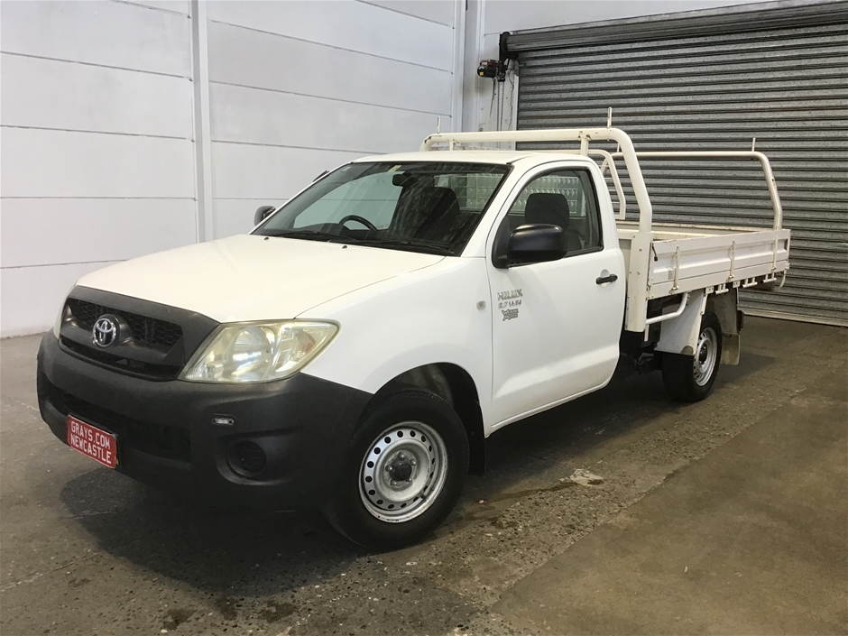2009 Toyota Hilux 4X2 WORKMATE TGN16R Automatic Cab Chassis Auction ...