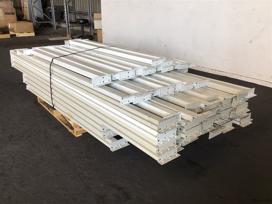 Qty of Assorted Pallet Racking Beams Auction (0035-7048259) | Grays ...