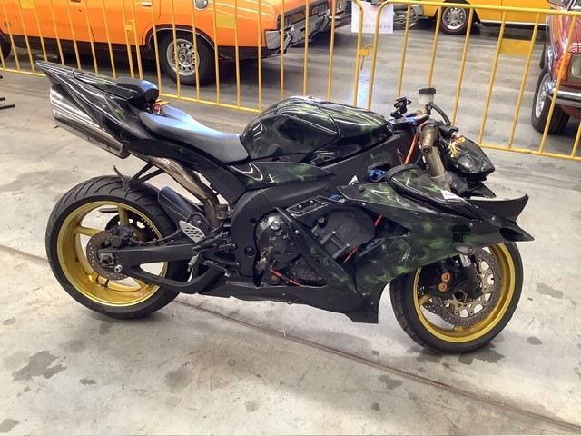 3/05 Yamaha R1 Motorcycle Auction (0001-9048952) | Grays Australia