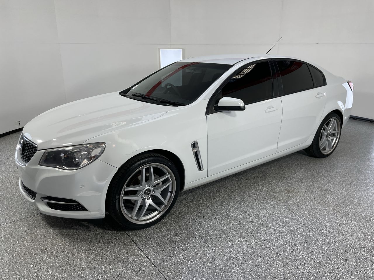 2016 Holden Commodore VF Series II Automatic Sedan Auction (0001 ...