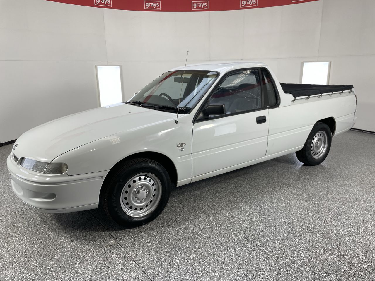 1998 Holden Commodore VSIII Manual Ute Auction (0001-50506350) | Grays ...