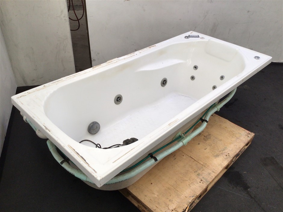 Spa Bath with Tub (Pack B14) Auction (0001-7048174) | Grays Australia