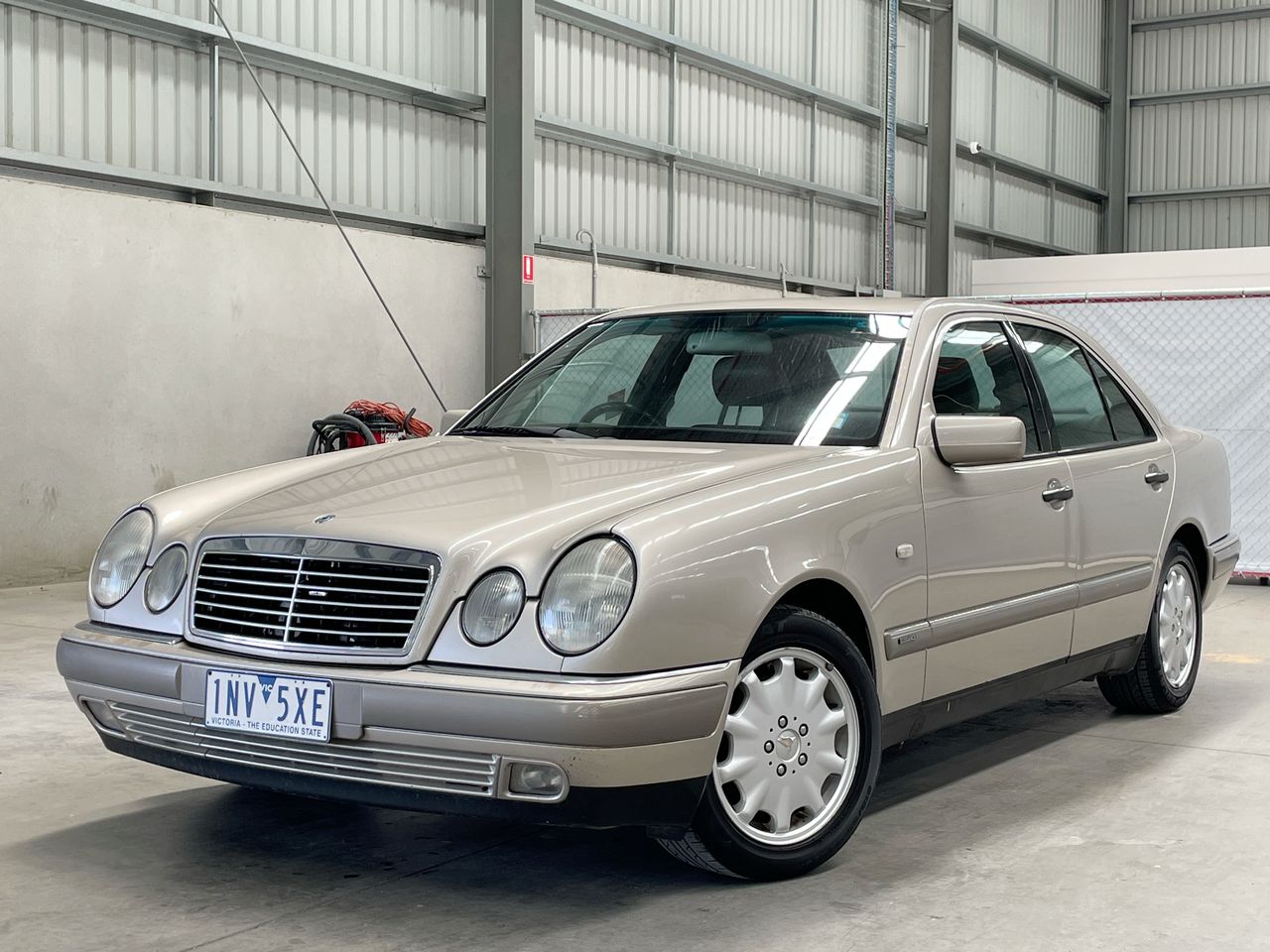1997 Mercedes Benz E320 Elegance W210 Automatic Sedan Auction (0001 ...