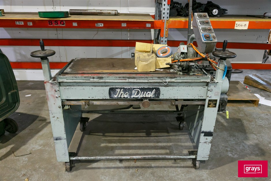 1x Lawn Mower Cylinder Grinding Machine Auction (1549-5054615) | Grays ...