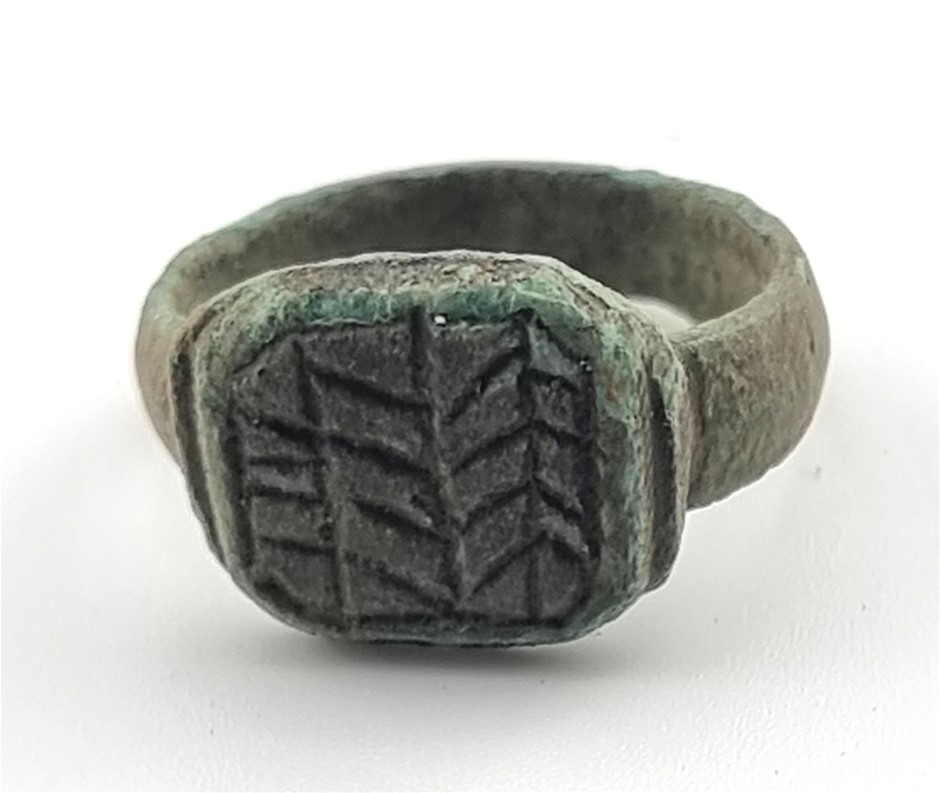 A 2200 YEAR OLD ROMAN BRONZE RING Auction (0006-2556369) | Grays Australia