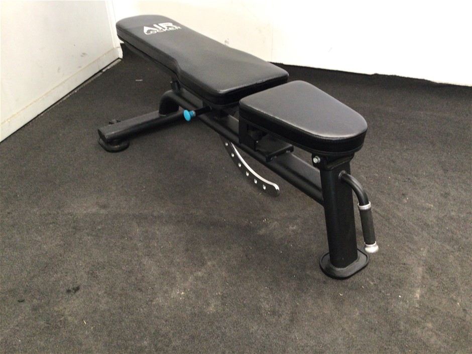 Adjustable Weight Bench Auction (0018-7048502) | Grays Australia