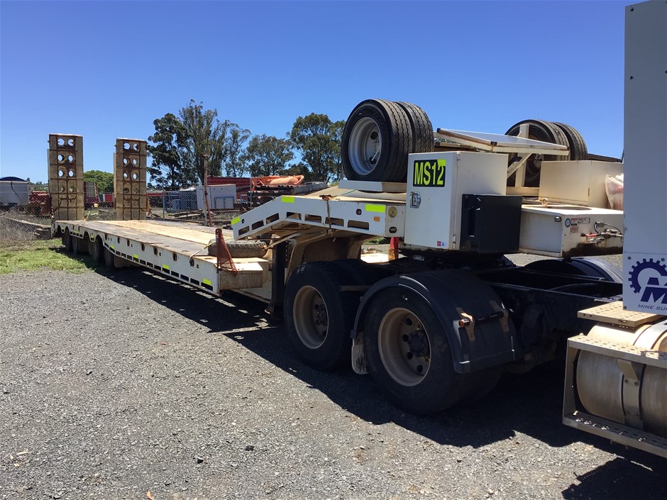 2007 Tuff Trailers 4 x 4 Widening Low Loader Float Trailer Auction ...