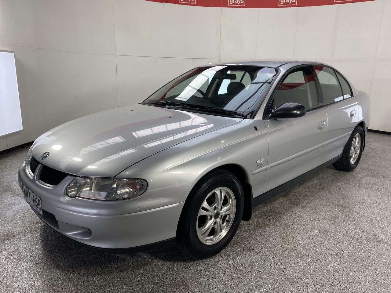 2002 Holden Commodore Acclaim VX Automatic Sedan Auction (0001-60043206 ...