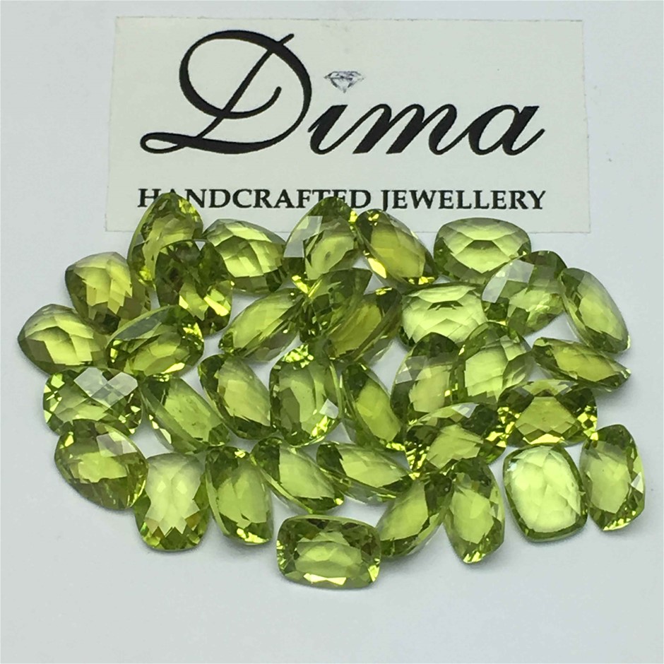 Thirty Five Loose Peridot, 50.52ct in Total Auction (0001-2557802 ...