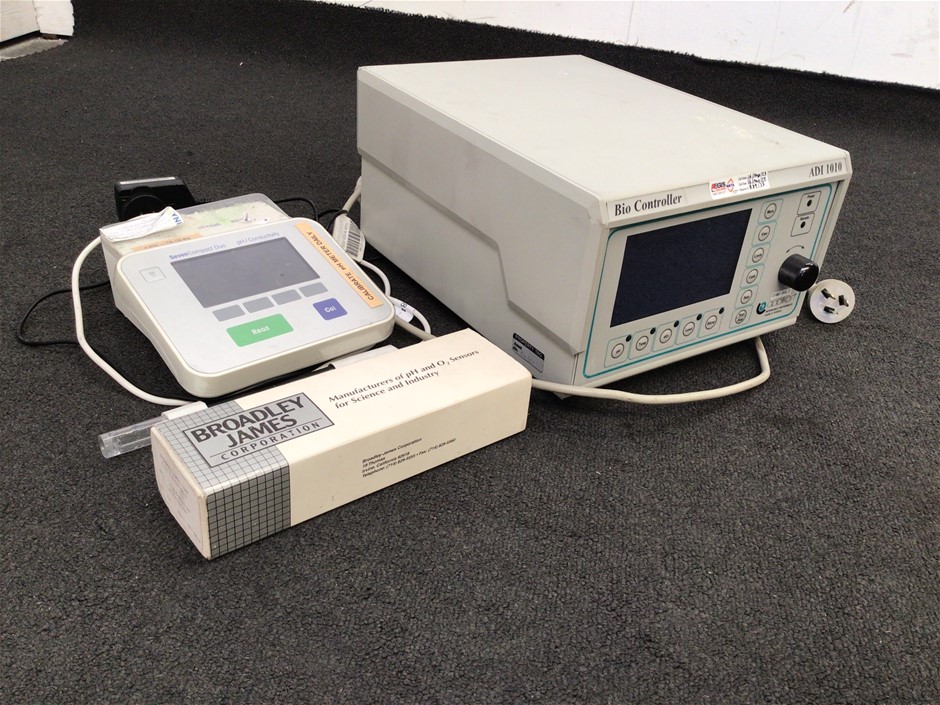 Assortment of Lab Equipment Auction (0111-7049020) | Grays Australia